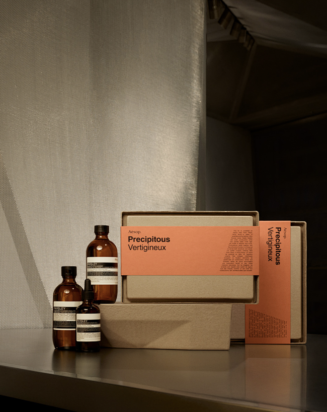 其中包括图片：Aesop-tabla color texto-花瓣网
