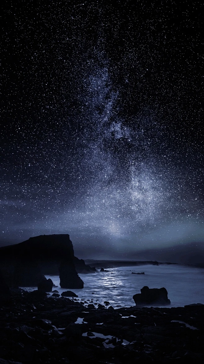 寂静的夜H5背景背景图_新图网 https://ixintu.com 黑色 星空 大海 礁石 海岸 H5 h5 星云 星海 星际 摄影 风景-花瓣网