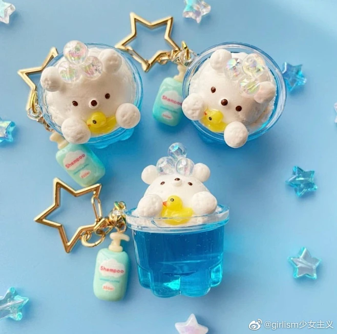 手作欣赏 博主「nominn」制作的甜品造型挂饰 将缤纷美食随身携带 ins:nominn_nh #手作##饰品##diy手作# -花瓣网