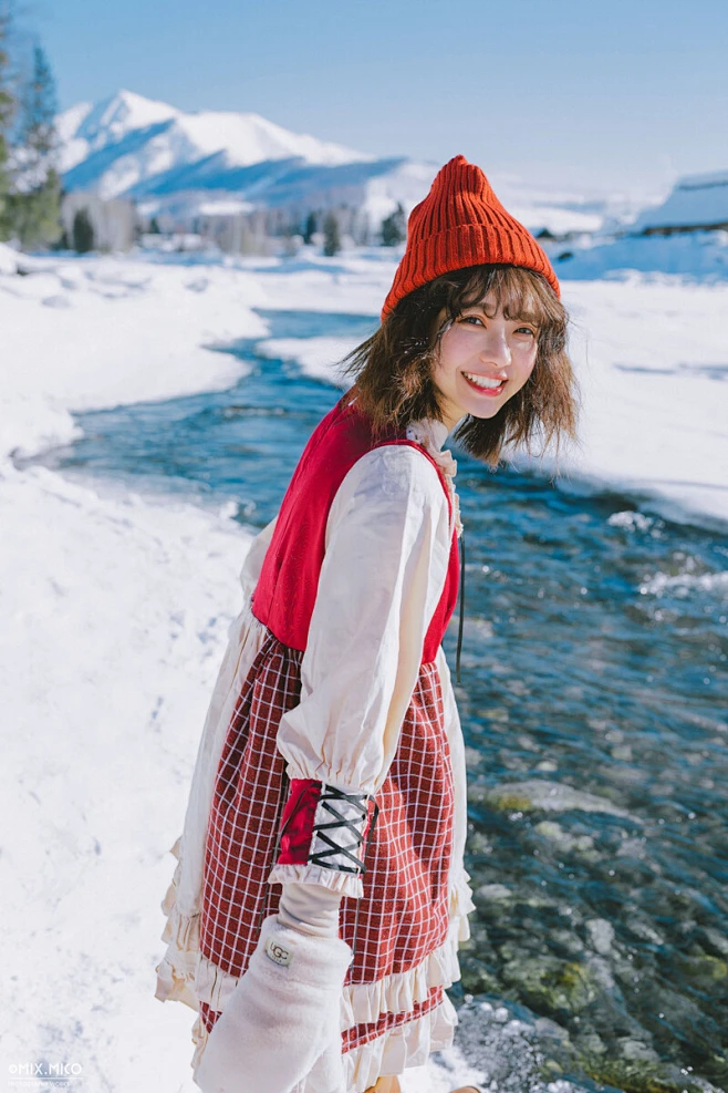 恋恋禾木 -1 - MixMico米扣 - 图虫-花瓣网