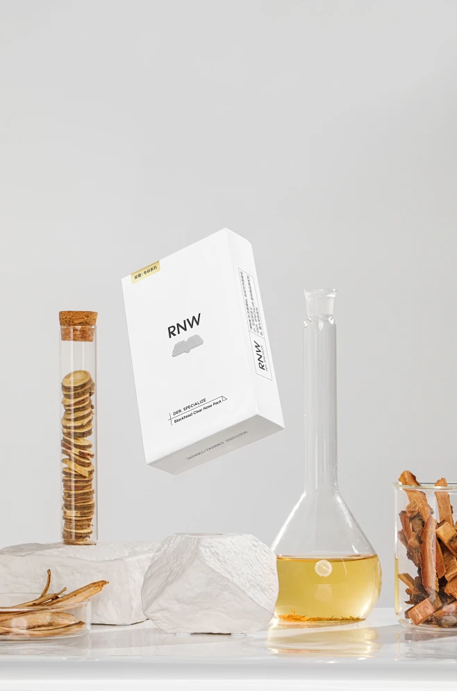 RNW常规版鼻贴_场景图01-花瓣网