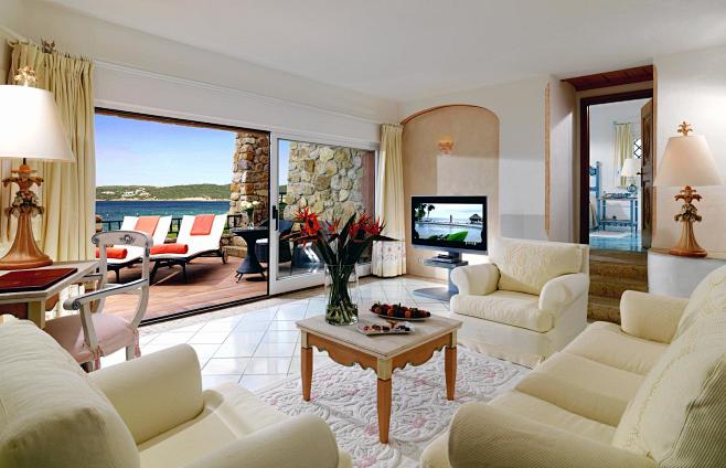 27)Hotel Pitrizza, Costa Smeralda—Royal Suite Sitting Room 拍攝者 Luxury ...