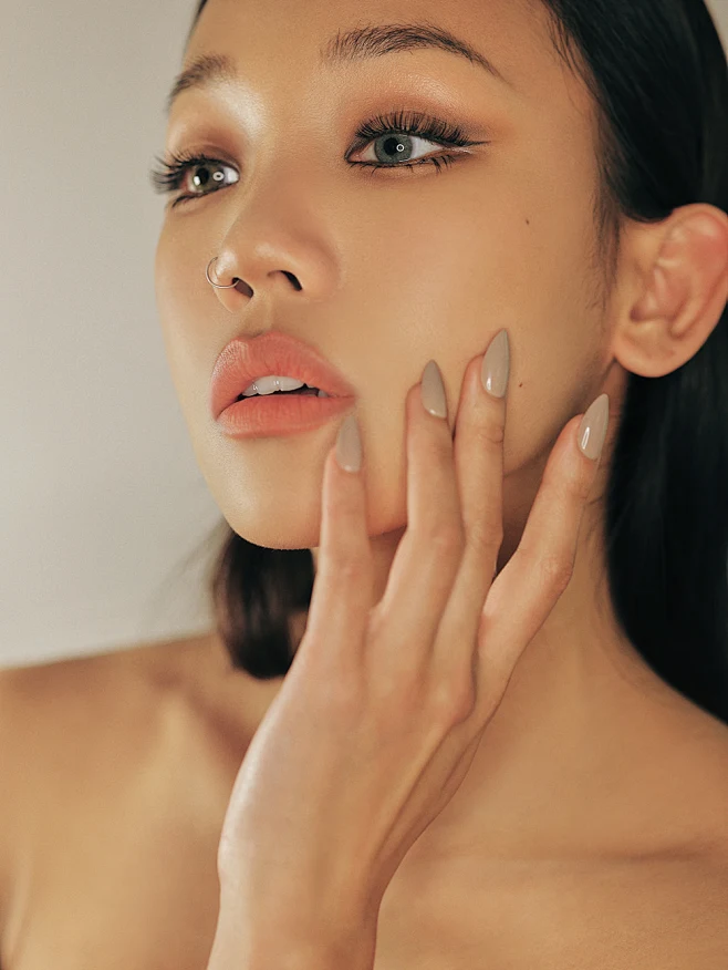 3CE VELVET FIT FOUNDATION : 내 피부 톤에 딱 맞는 컬러와 밀착 핏! 7가지 셰이드로 선보이는 벨벳 픽싱 ...