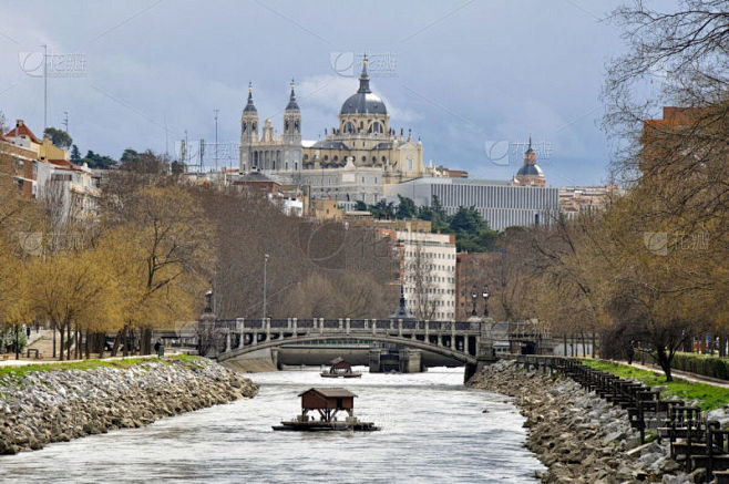 马德里,河流,接力赛,里奥曼萨纳雷斯河,国内著名景点,步行道路,公园,著名景点,大教堂,小路