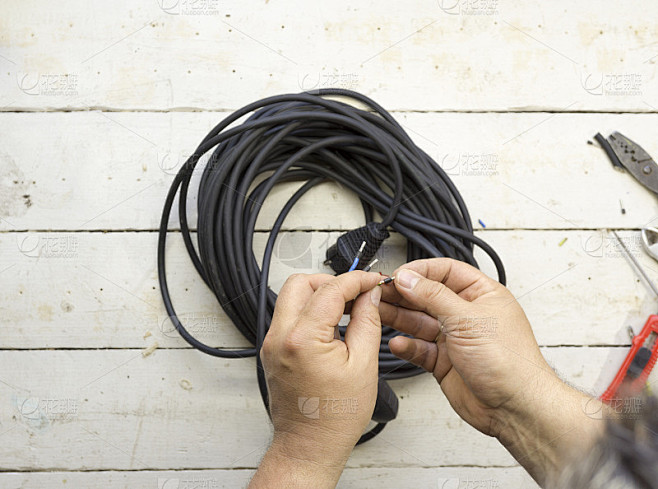 电工使用的电气设备