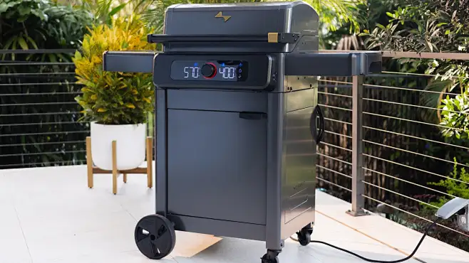 Current Model G Dual-Zone Electric Grill reaches 700°F surpassing ...