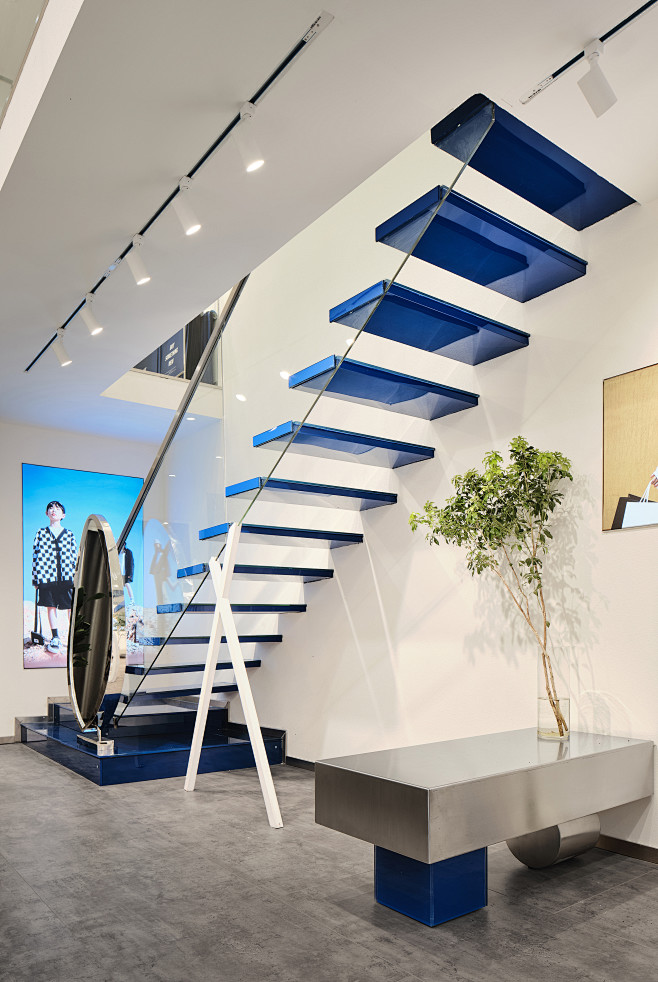 XXZXX潮牌店 | 无中生有设计