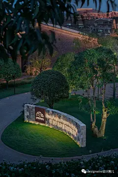 src=http%3A%2F%2Fimg图片_户外灯饰-洗墙灯/线条灯图片素材-花瓣网