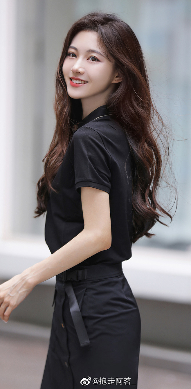 甜美小姐姐 黑色套装裙 @抱走阿茗_ (2)