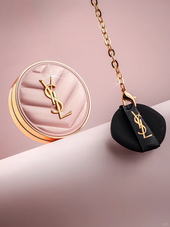 面对高颜值的YSL粉气垫 补妆都是一种期待-花瓣网