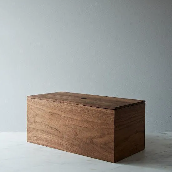 Walnut Bread Box-花瓣网