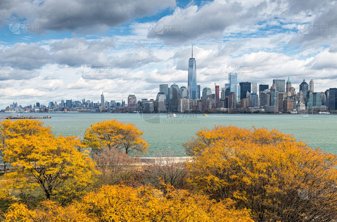 都市风景,秋天,埃利斯岛,曼哈顿,市区,水,天空,美国中大西洋地区,水平画幅,云