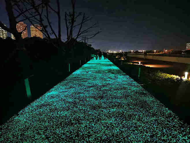 工程案例-发光路面 夜光跑道荧光跑道