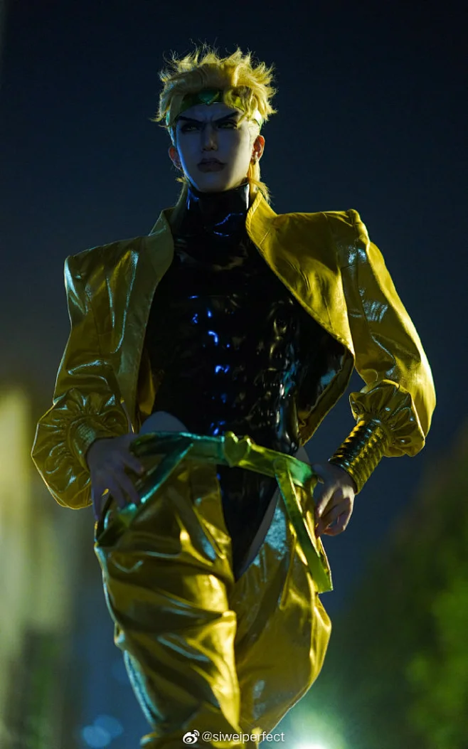 I ain't my usual self tonight, Walk in tha beautiful rain, Tha world ...