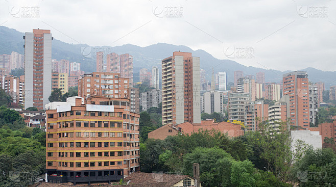 壮观的全景现代南美城市麦德林，哥伦比亚