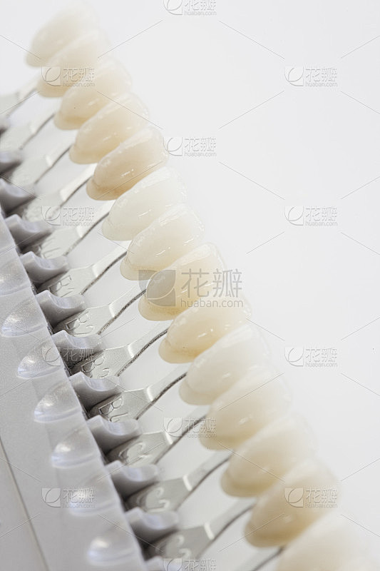 牙齿颜色调色板