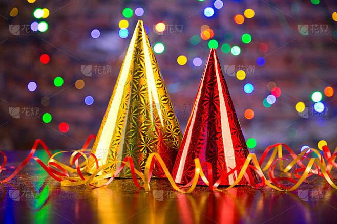 新年派对快乐帽子，锥形。