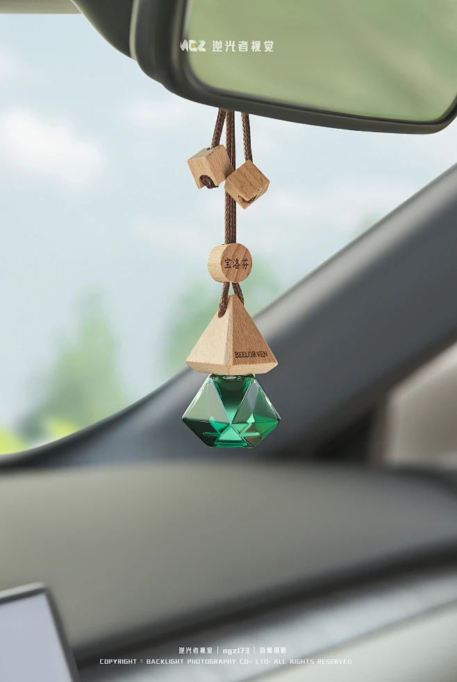 车载香薰/无火香薰/无火香氛/衣柜香薰/衣柜香氛/香薰/香氛/香薰拍摄/香挂/香氛拍摄/逆光者视觉-花瓣网