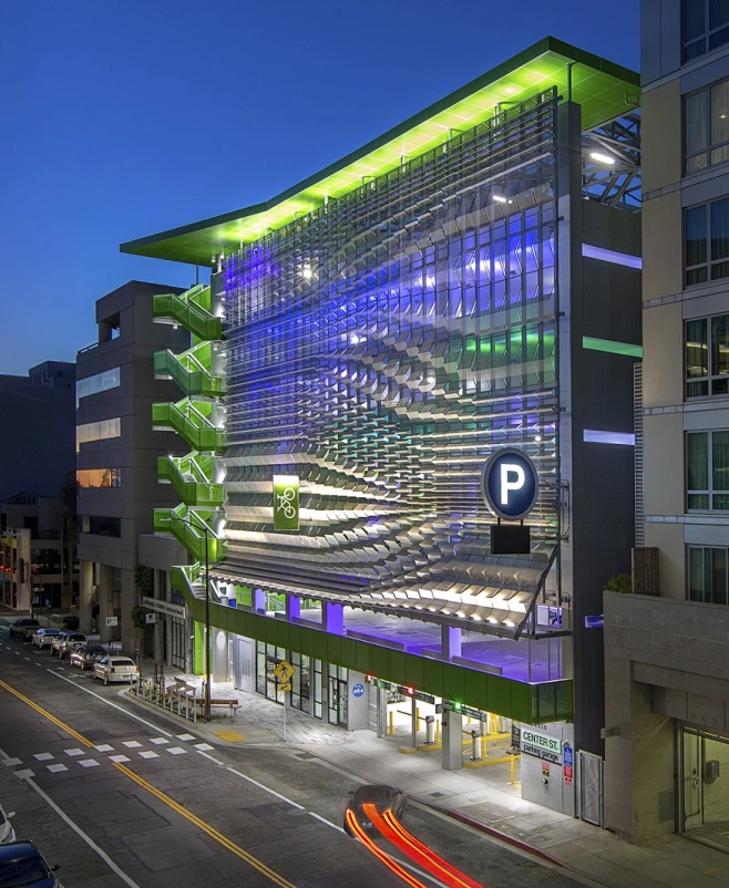 Center Street 停车场|2019 AL设计大奖_LIGHT UP点亮照明网官网_设计师原创高质作品分享社区,照明设计专业资源平台 ...