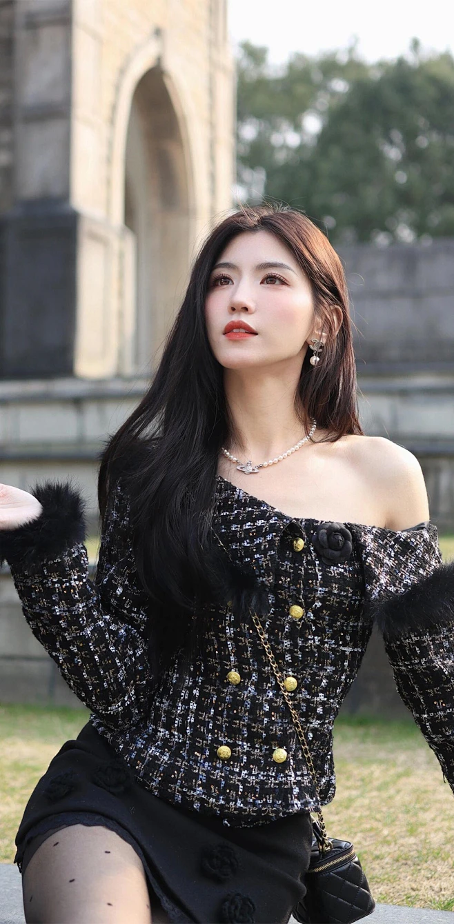 漂亮美女Cr#VPlus女神 (5)-花瓣网