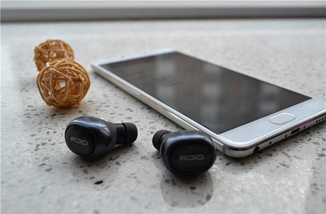 iPhone7没有耳机孔？别怕,国产Air Pods来了！