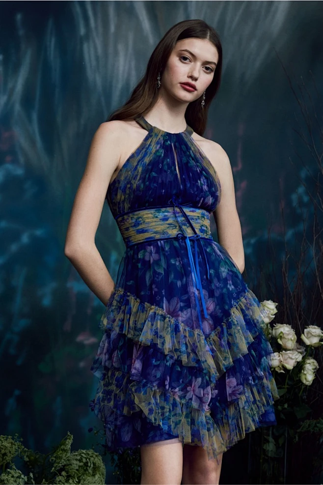 Marchesa Notte pre-fall 2019 -花瓣网