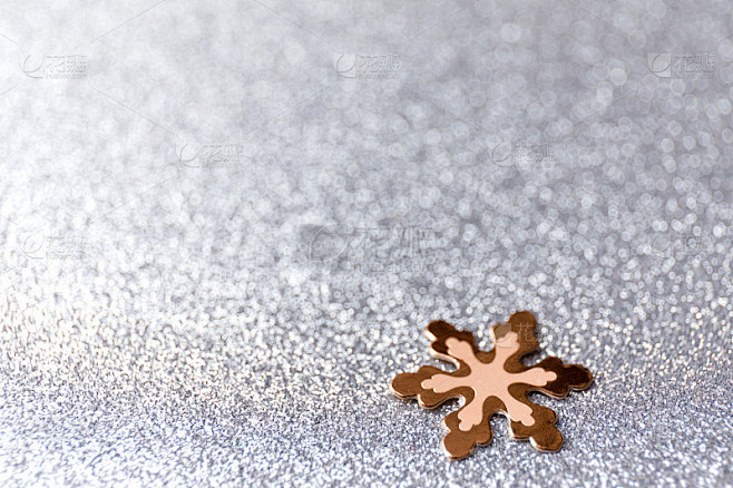 圣诞缤纷的背景为寒假。散景和选择性聚焦。