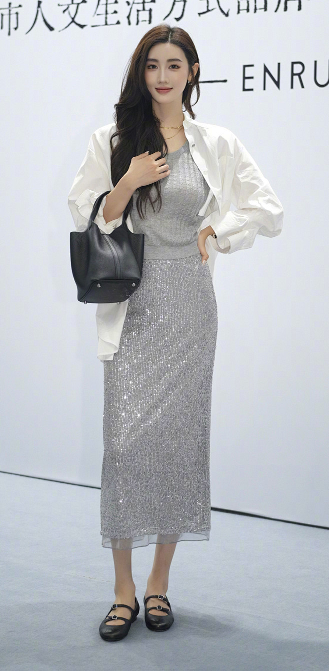 ENRUINI秀场外街拍美女 Cr#街拍滚叔 (2)