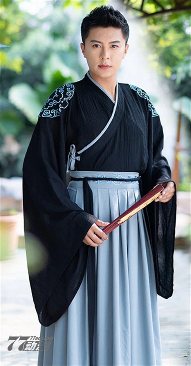 汉服-中国风传统汉服男交领上衣襦裙套装男装（黑/蓝色） 【尺码】S/M/L/XL 【颜色】以实物为准 【材质】麻类混纺 【产品简介】本产品采用 ...