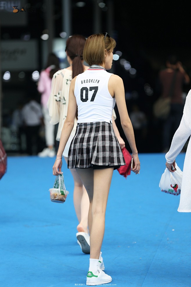 格子裙短发mm-3A街拍论坛-国内最具人气、最真实的街拍社区! - 手机版 - Powered by Discuz!