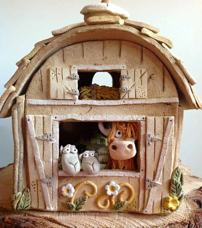 Ceramic Barn by Lucykite-花瓣网