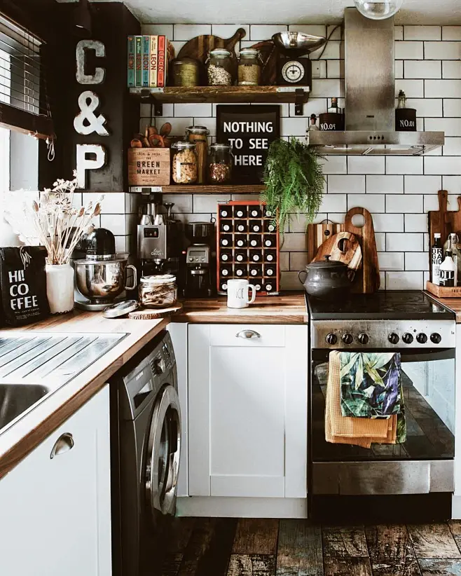 ORIGIN Magazine on Instagram: “@patirobins and her dramatic, dark ...