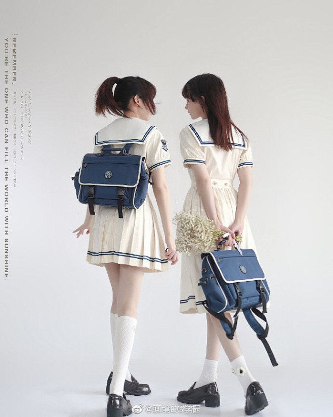 JK双人姿势参考 #姿势# #绘画资料参考#