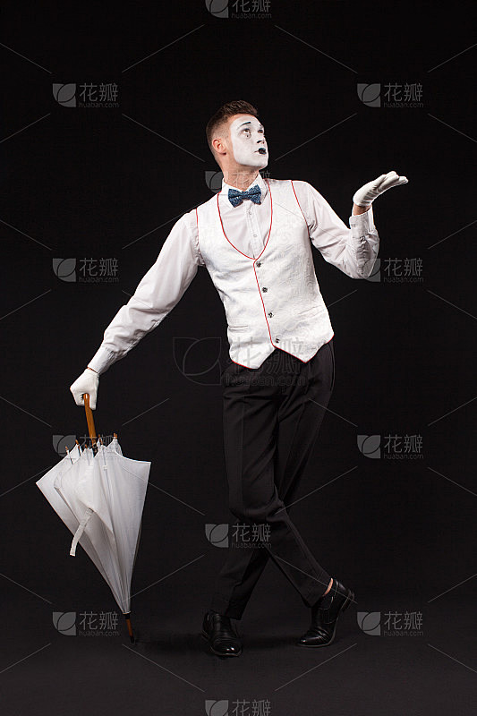 mime