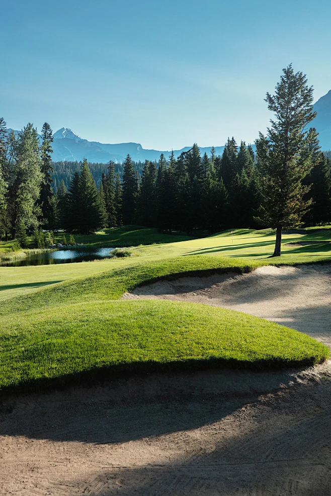 Banff Springs, Alberta : Fairmont Banff Springs Golf Course is one of ...