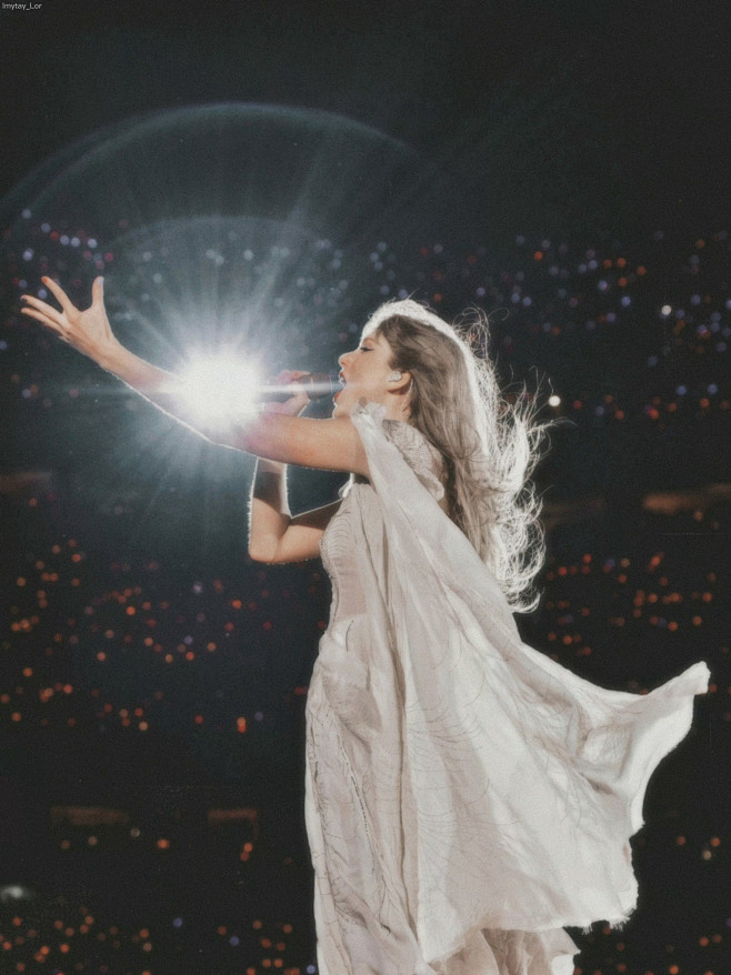 泰勒·斯威夫特（Taylor Swift） cr:Imytay_Lor