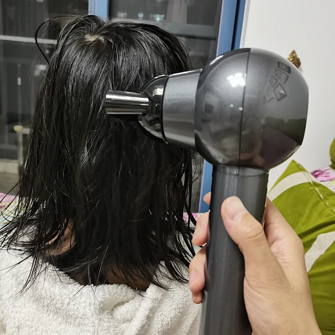 kgke小飓负离子陶瓷发热吹风机新款大功率护发控温家用电吹风筒-tmall.com天猫-花瓣网