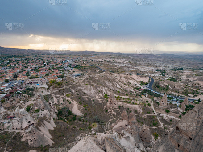 山谷,卡帕多奇亚,安那托利亚中部,土耳其,乌奇夏,风景,日落