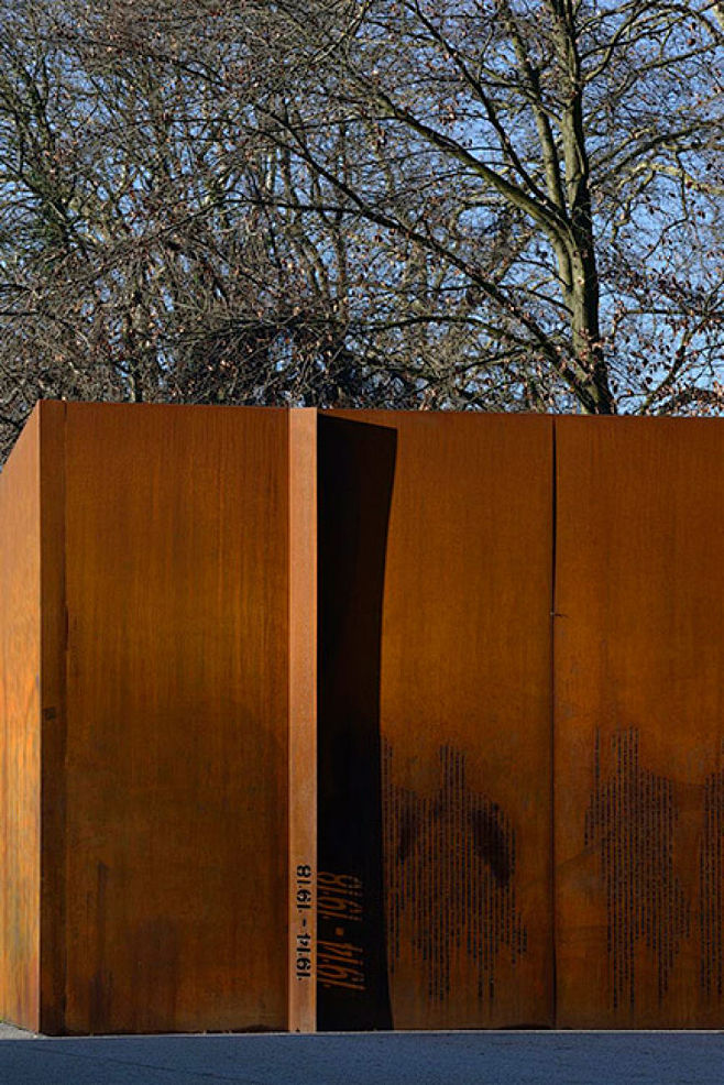 法国Glacis公园纪念广场 - 灵感邦_ideabooom : [db:摘要]