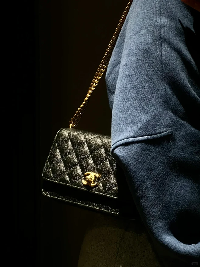 香奈儿24p爱心黑金woc-花瓣网