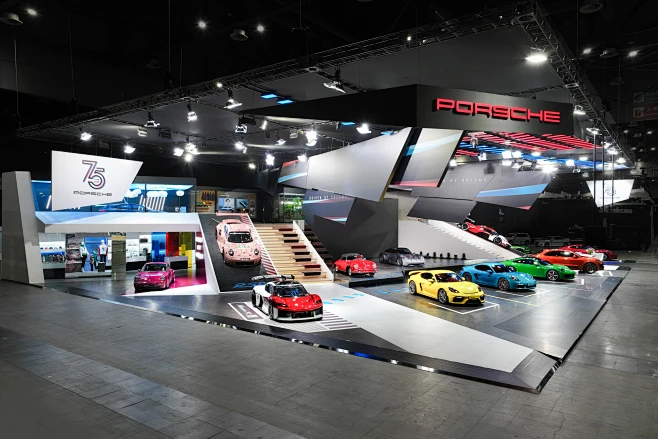 booth booth design brand identity Event Porsche Stand-花瓣网