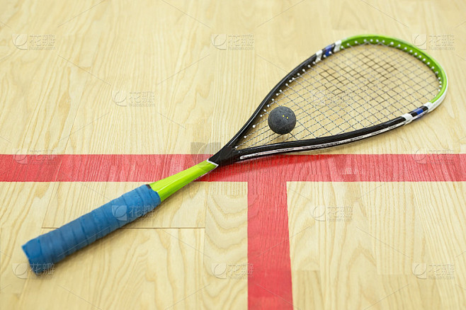 壁球拍和球