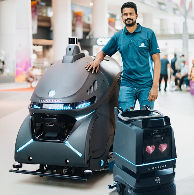 Autonomous Cleaning Robots - Vacuum, Scrubbing | Singapore-花瓣网