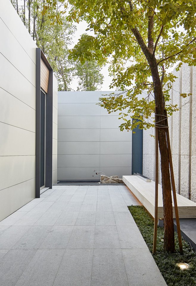 KL House Designed by SCDA-花瓣网