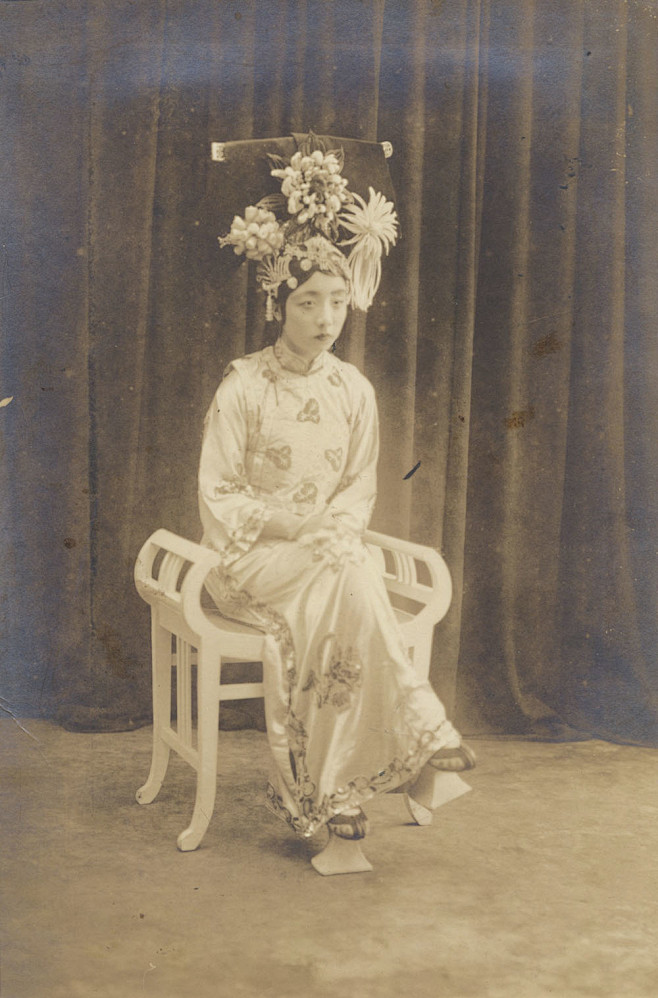 佚名 Unknown Artist 梅兰芳《一缕麻》扮林纫芬 Mei Lanfang Acted Lin Renfen in A Wisp ...