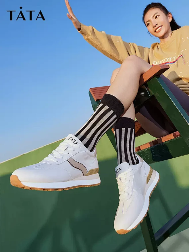 Tata他她新款商场同款复古圆头阿甘鞋德训鞋薄款女鞋春季GQK01CM2-tmall.com天猫-花瓣网