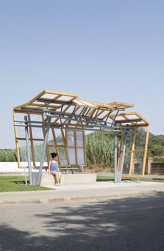 Palafolls 公交车站 / MIAS ARCHITECTS, © Gael del Río-花瓣网