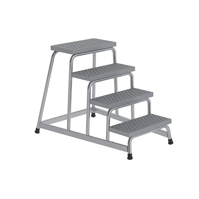 EUROKRAFTpro – Montagetrap, antislip: bovenste trede 550 x 300 mm ...