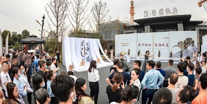 640 (1080×543)-花瓣网