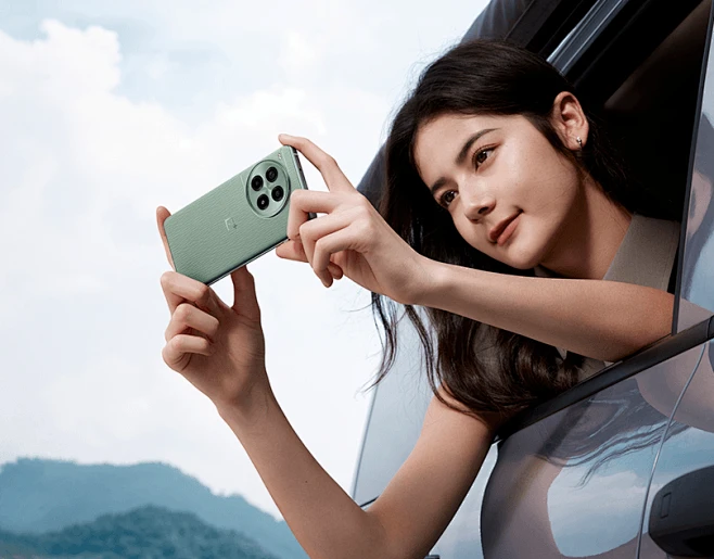 OnePlus Ace 3 Pro Lifestyle-花瓣网